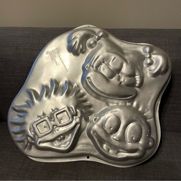 Wilton | Kitchen | Vintage Wilton Rugrats 253050 Cake Pan 1998 | Poshmark